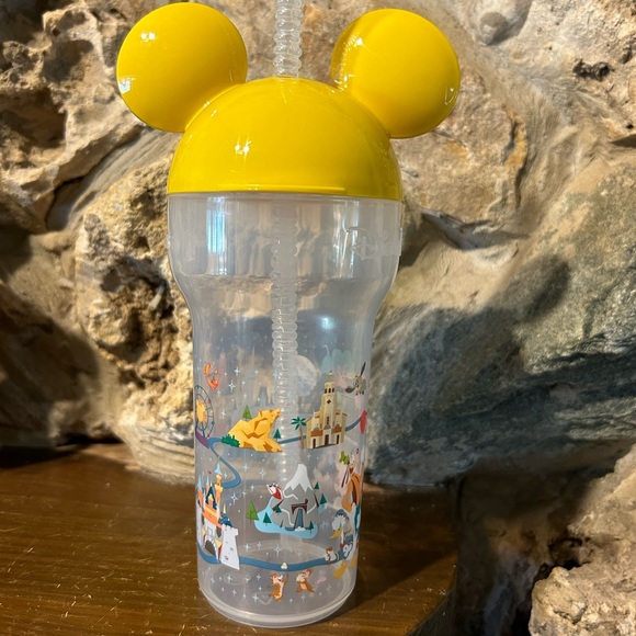 Disney | Kitchen | Exclusive Disney Parksthemed Cup With Yellow ...